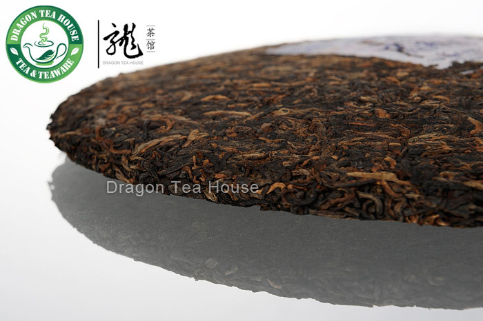 Star of Menghai Dayi Brand Pu-erh Tea 2013 Ripe 357g - Dragon Tea House