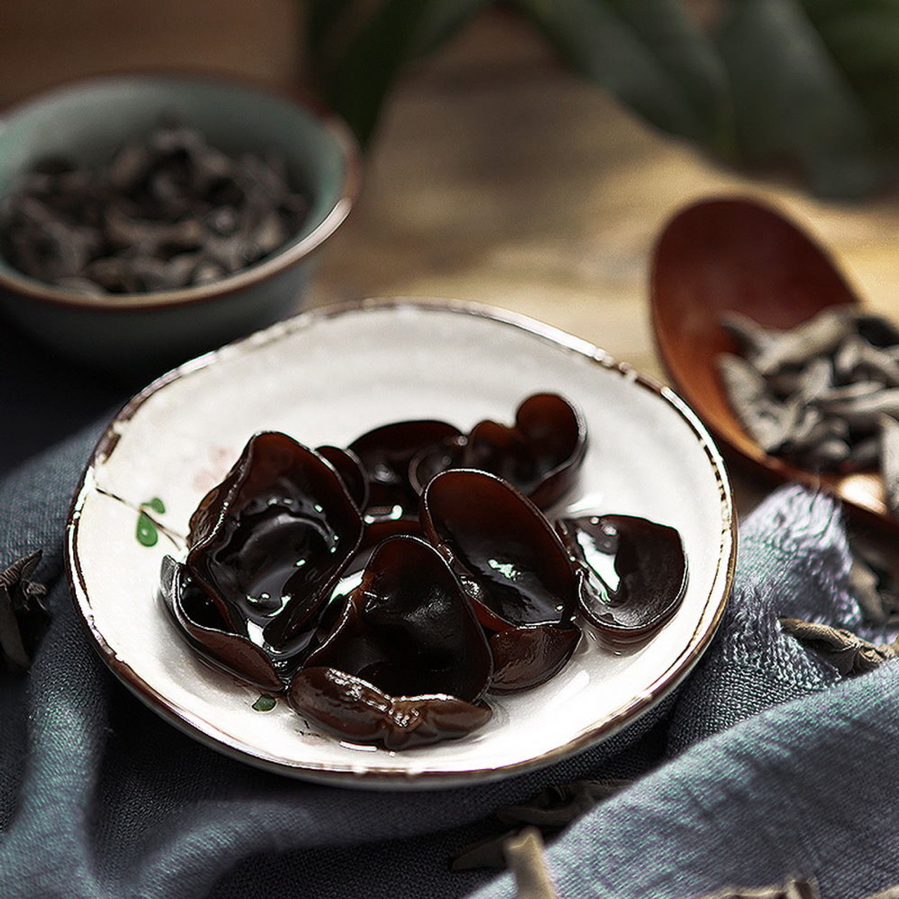 how to cook dry black fungus