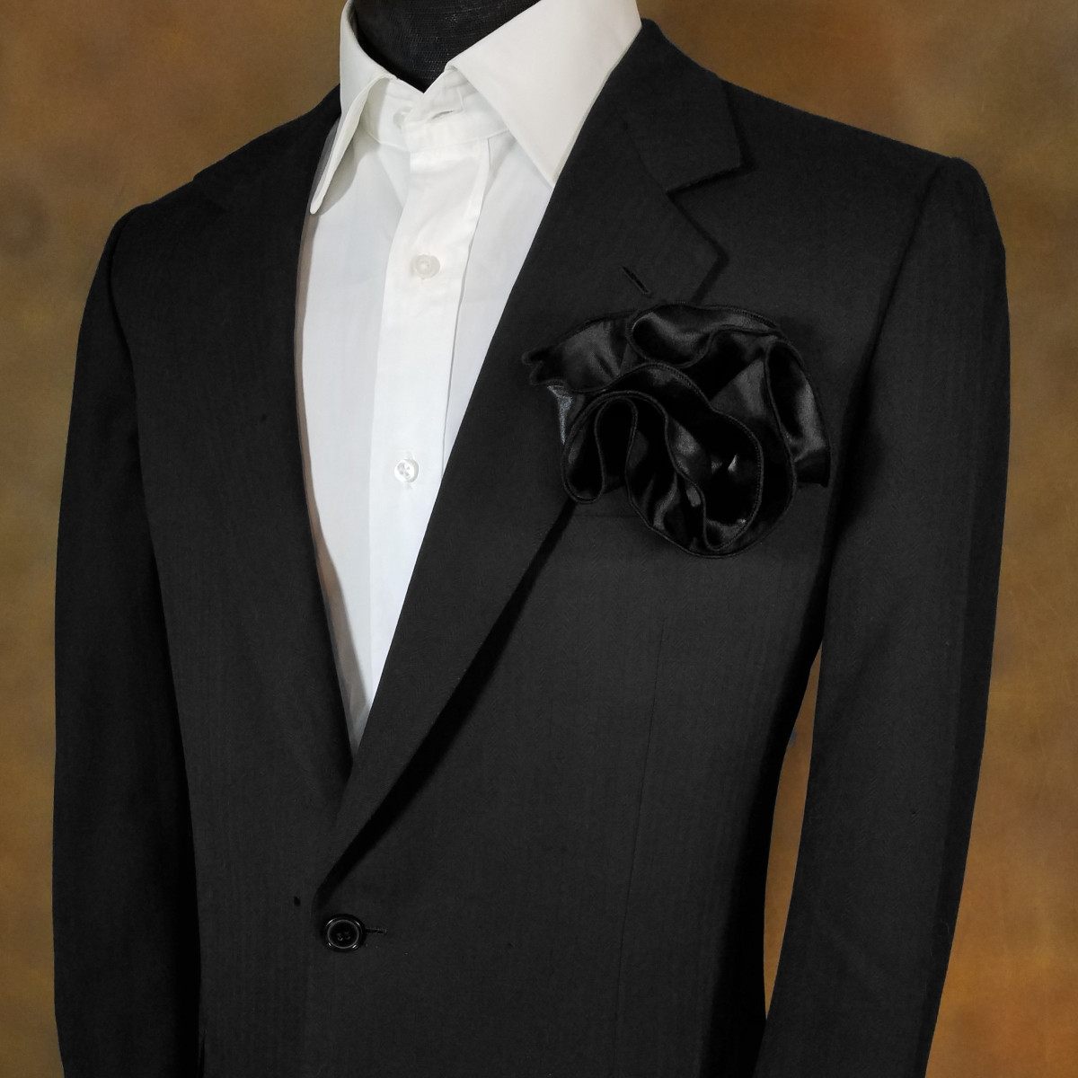Black Satin 2-in-1 Pouf Round Pocket Square - Vavra's Menswear
