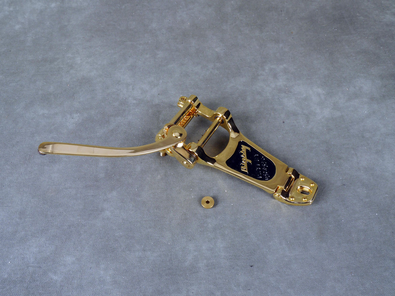Bigsby B7 - Gold - Left Handed - 2nd Hand