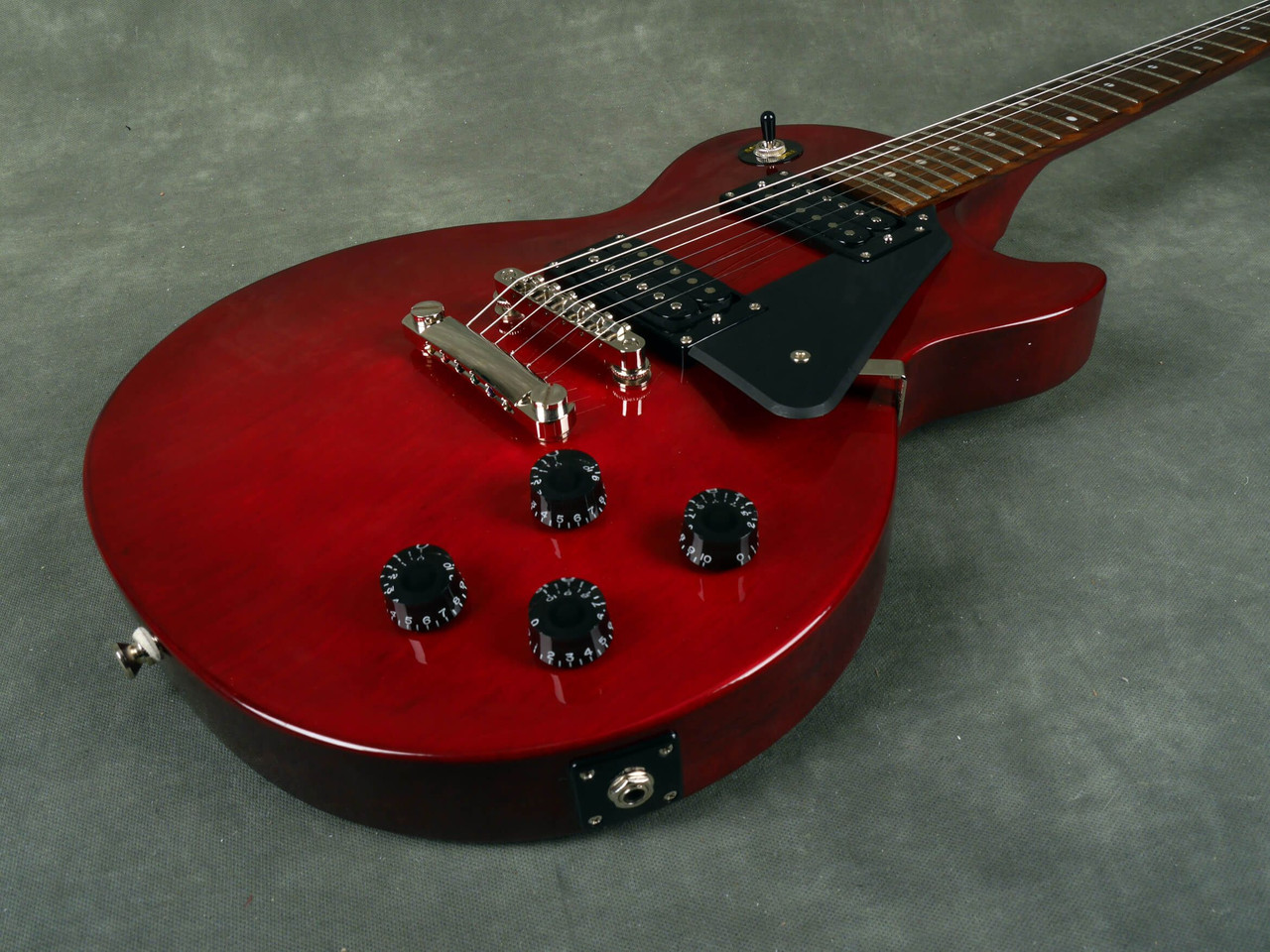 Epiphone Les Paul Studio - Cherry - 2nd Hand