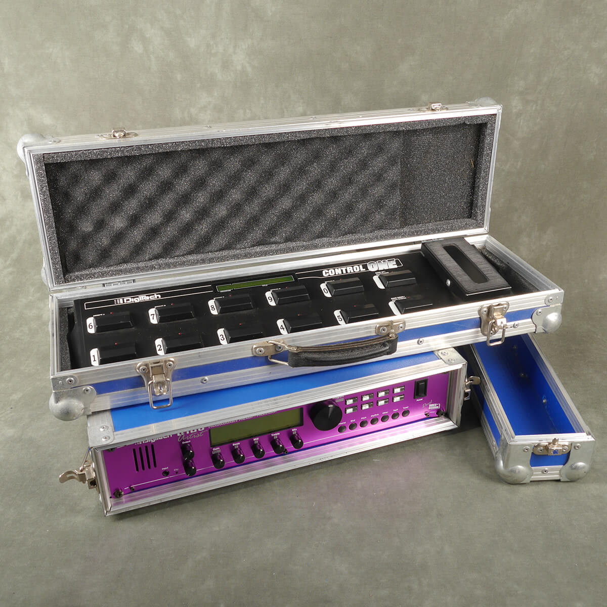 Digitech 2120 Artist Guitar FX Processor & Floorboard w/Flight Case ...