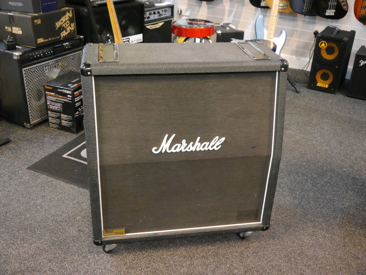 Marshall 1960AV Angled 4x12 Speaker Cabinet - 2nd Hand **COLLECTION ONLY**