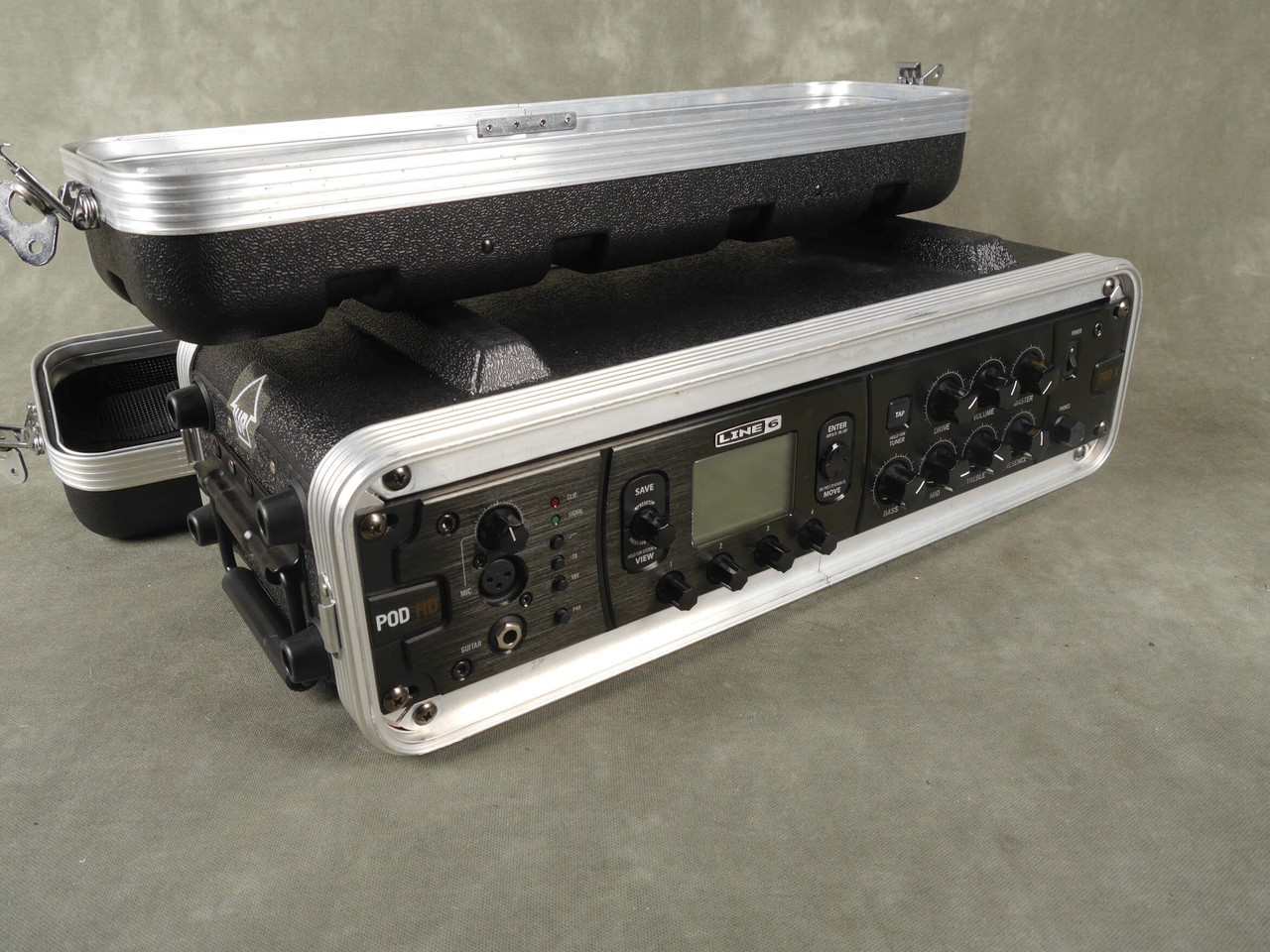 Line 6 POD HD Pro X Rackmount Multi Effect Processor w/Flight Case ...