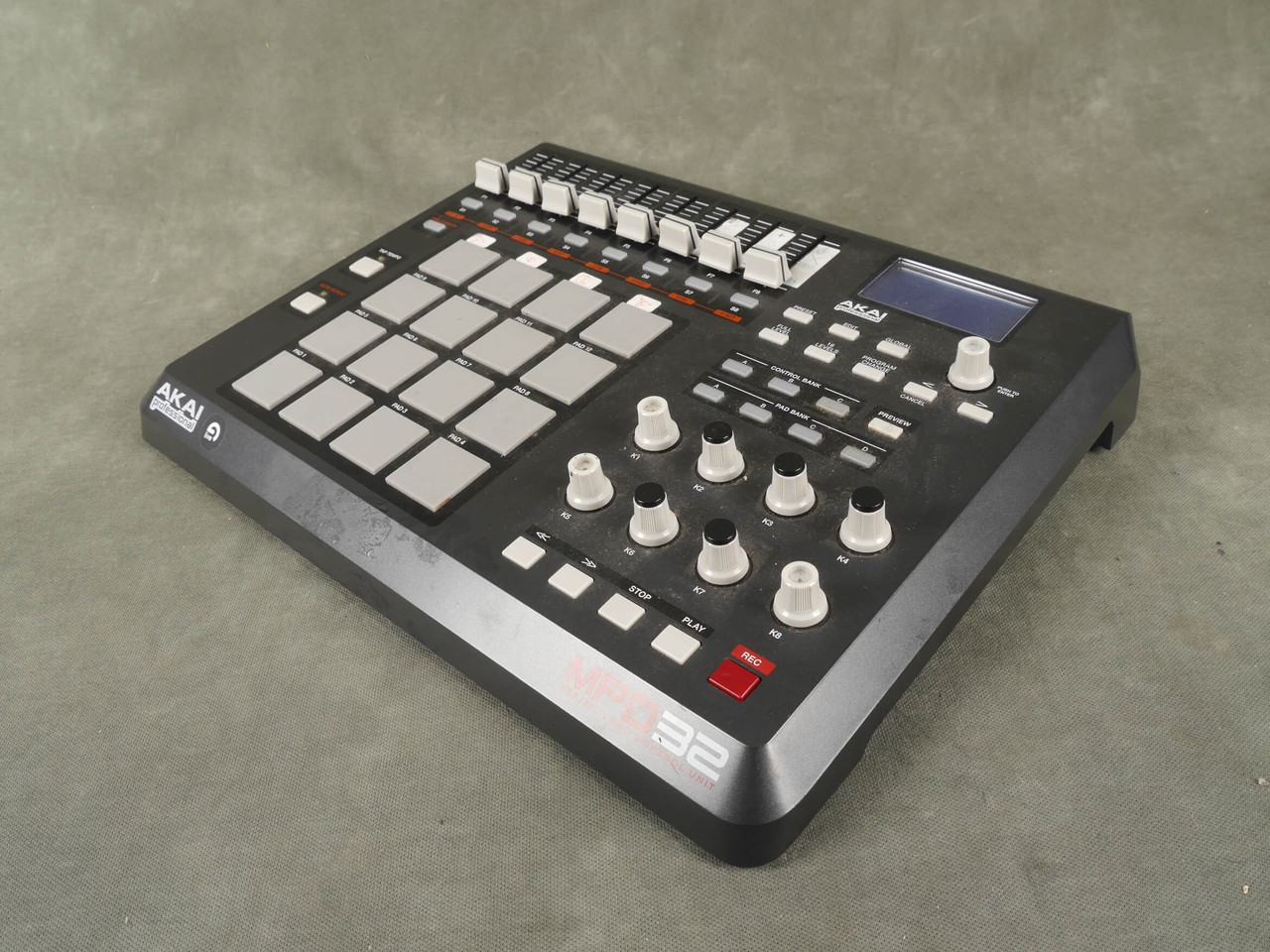 Akai MPD32 MIDI Pad Controller - 2nd Hand