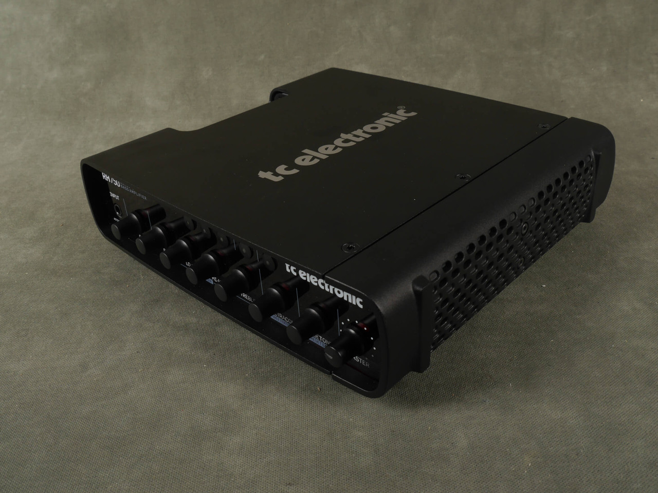 TC Electronic RH750 Bass Head w/Box & Gigbag - 2nd Hand