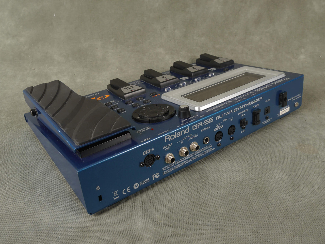 Roland GR-55 Guitar Synthesizer & PSU - 2nd Hand