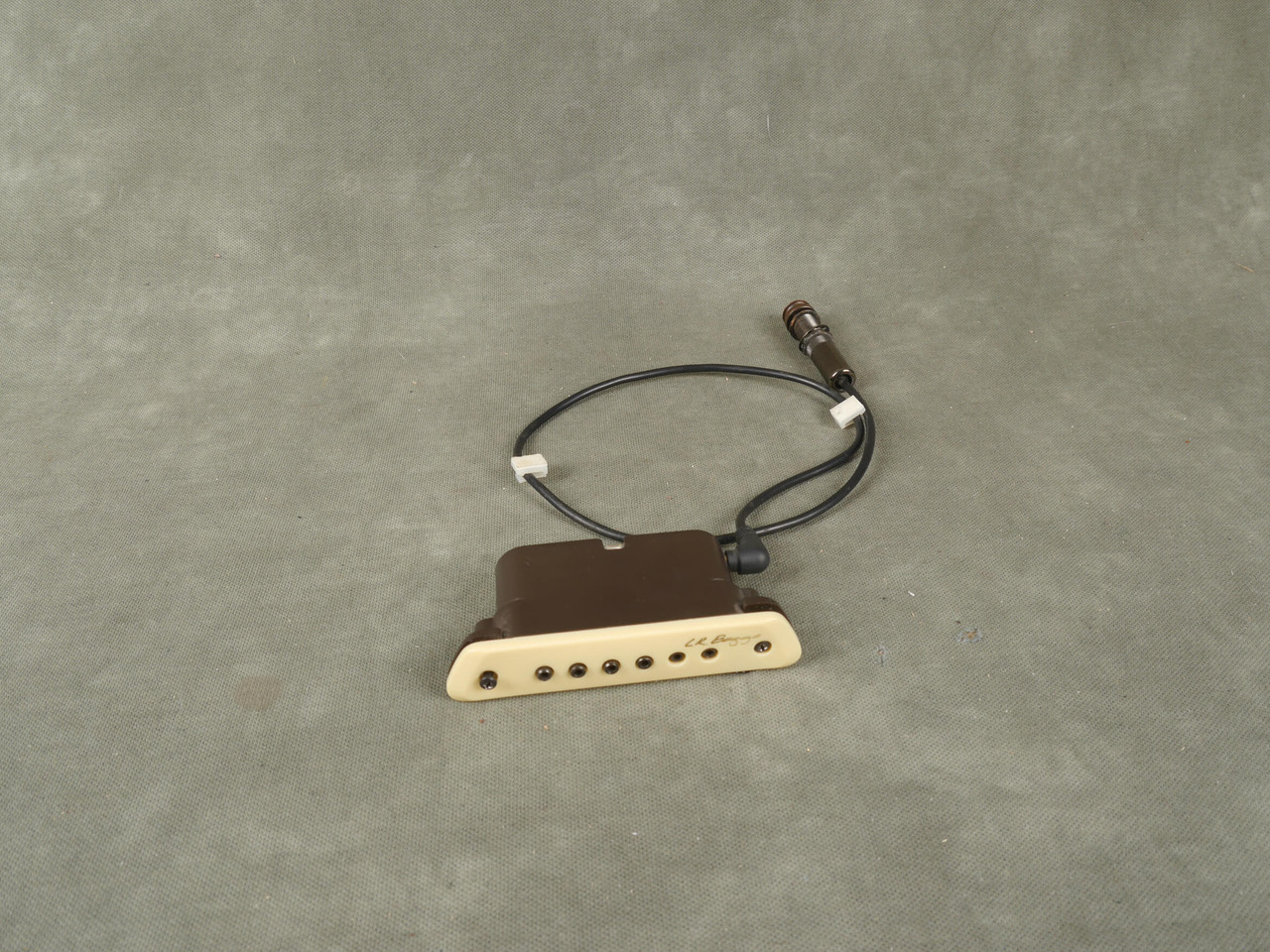 LR Baggs M1 Active Acoustic Pickup - 2nd Hand