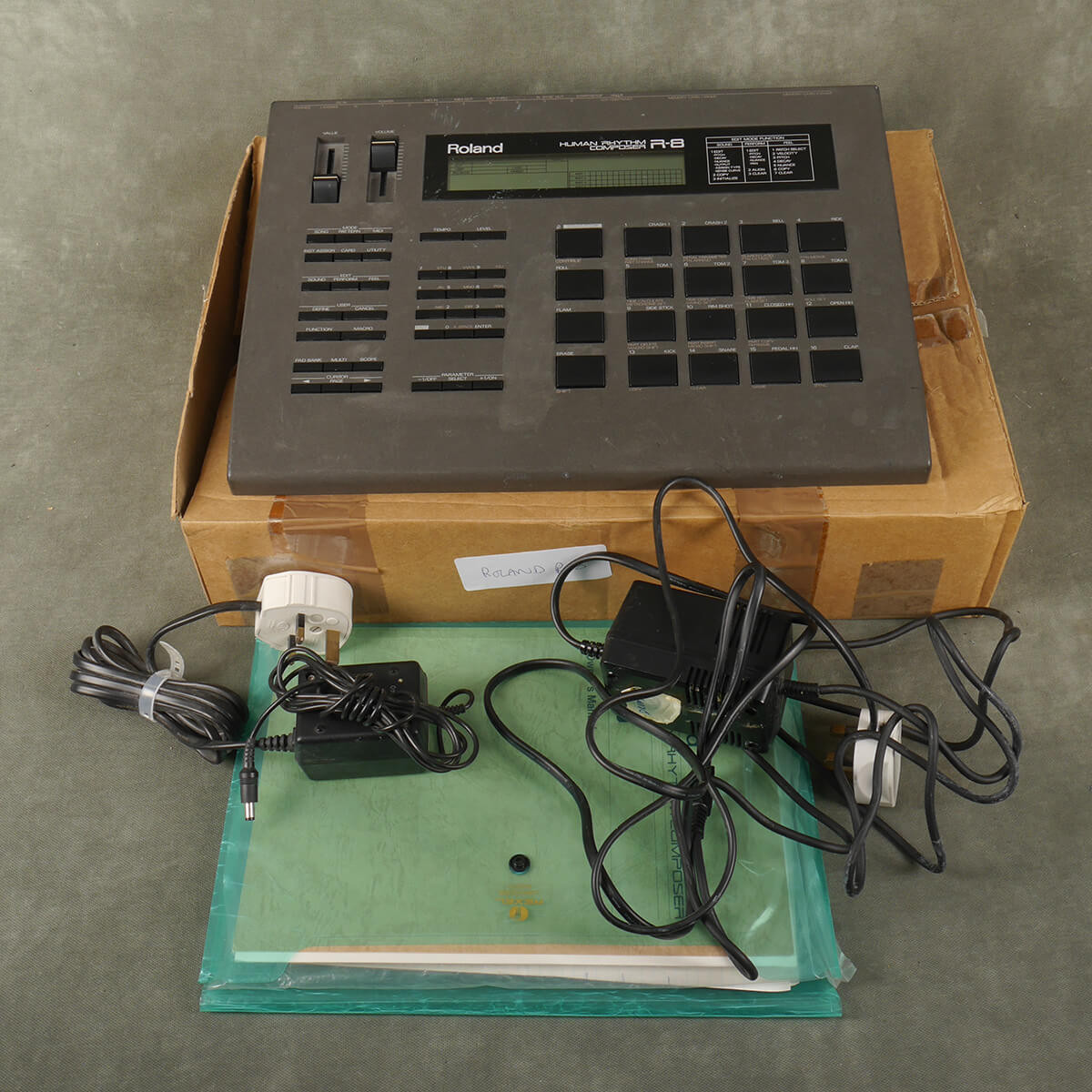 Roland R8 Rhythm Drum Machine - Boxed - 2nd Hand