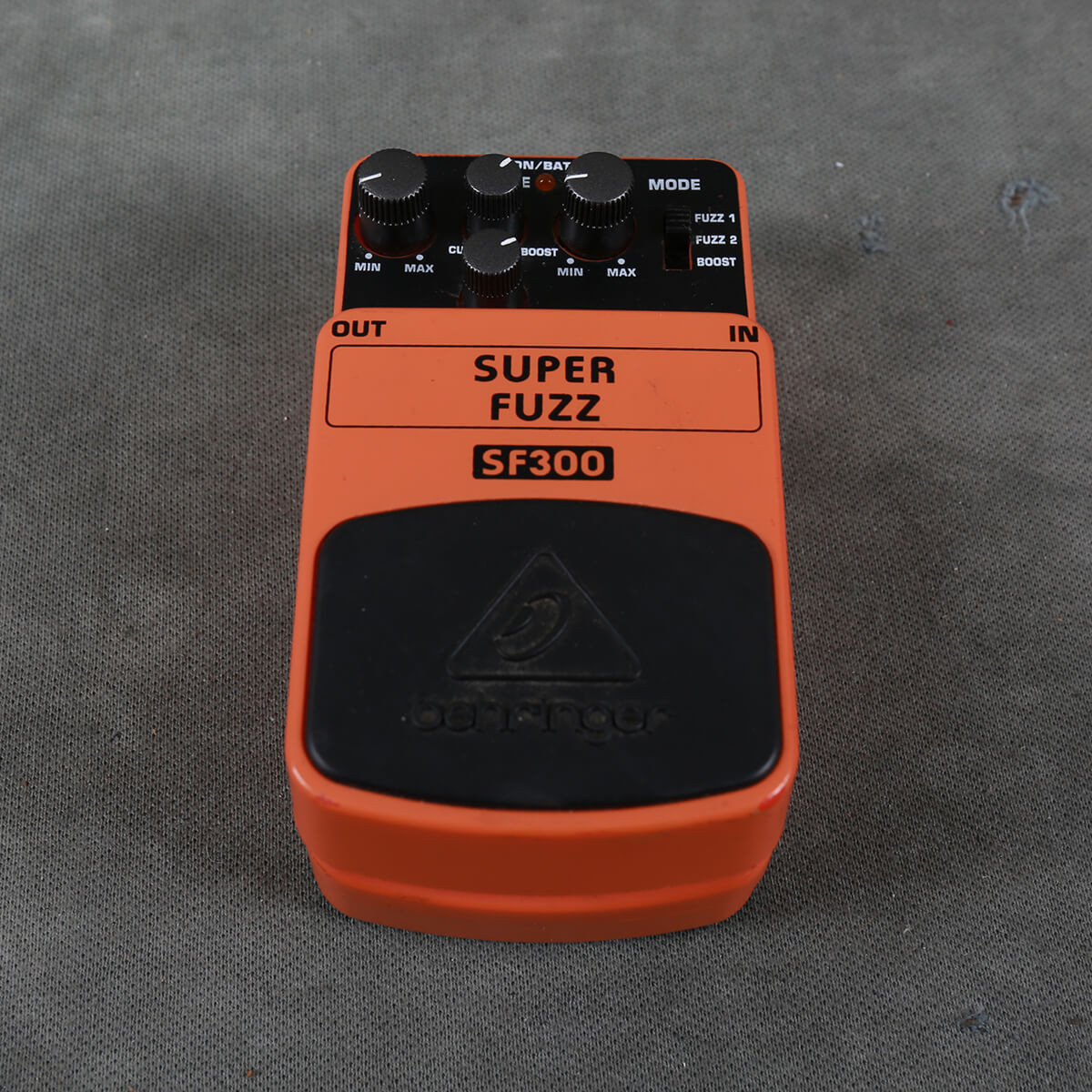 Behringer SF300 Super Fuzz FX Pedal - 2nd Hand