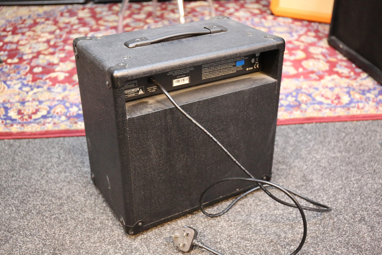 Marshall MB 15 Bass Combo Amplifier - 2nd Hand