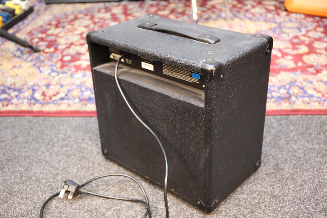 Marshall MB 15 Bass Combo Amplifier - 2nd Hand