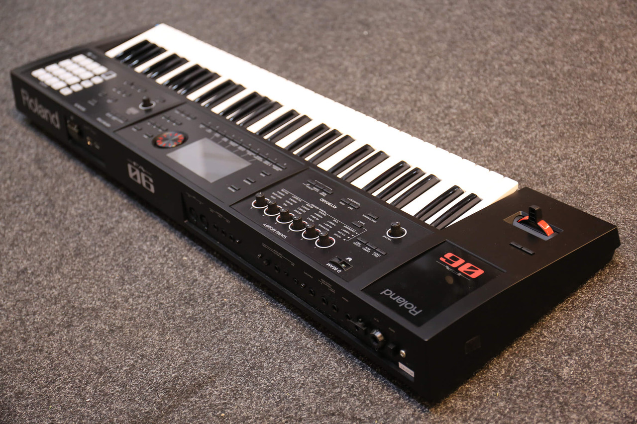 Roland FA-06 2nd Hand | Rich Tone Music