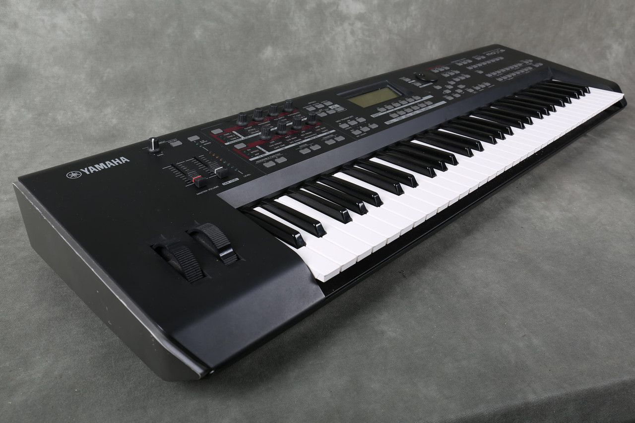 Yamaha MOX6 PSU Included 2nd Hand | Rich Tone Music