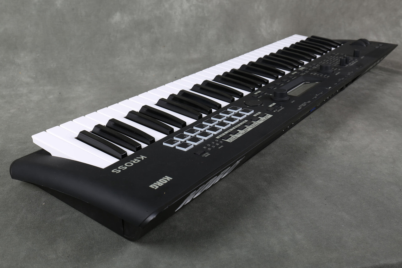 Korg Kross Keyboard Workstation PSU Included 2nd Hand | Rich Tone Music