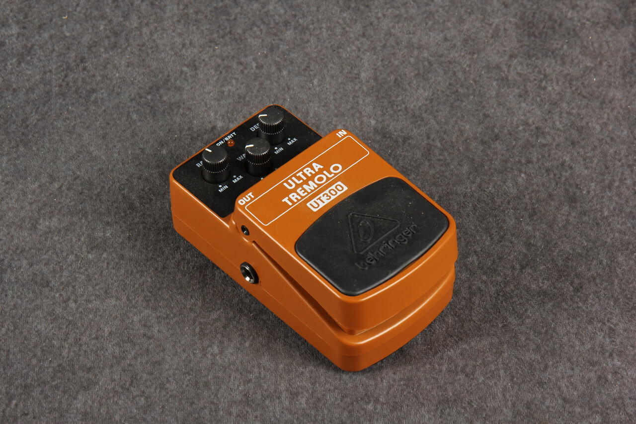 Behringer UT300 Ultra Tremolo Pedal 2nd Hand | Rich Tone Music