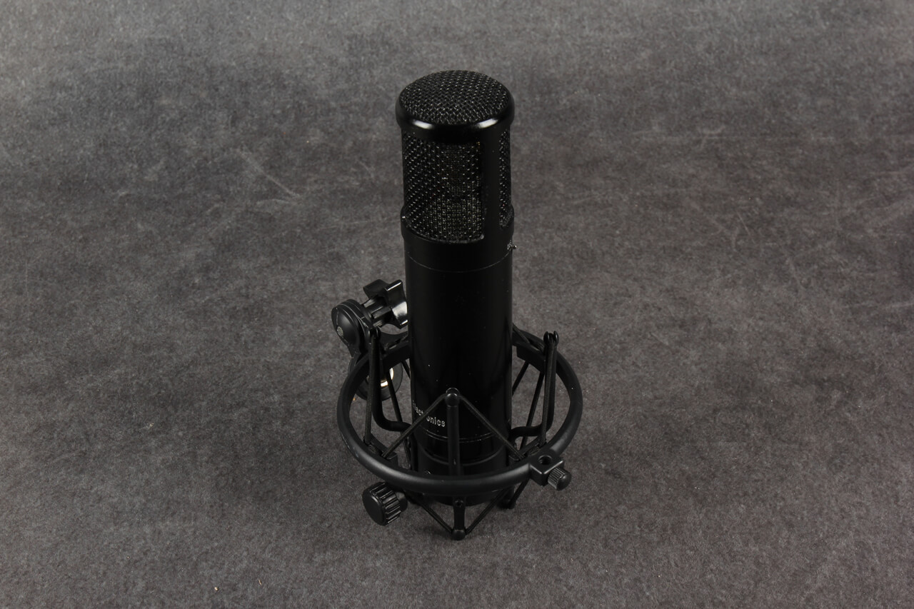 SE2200a II C Large Diaphragm Cardioid Condenser Microphone 2nd Hand ...