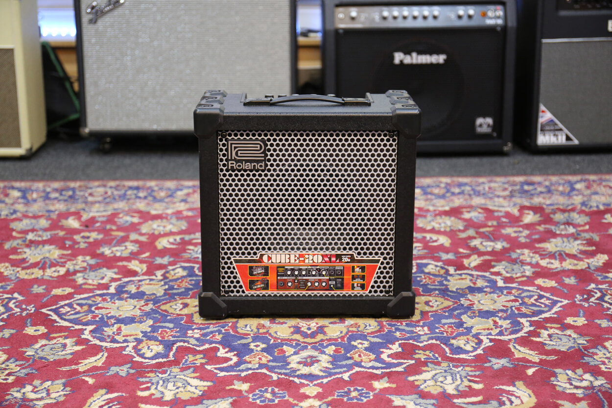 Roland CUBE-20XL Guitar Amp 2nd Hand | Rich Tone Music