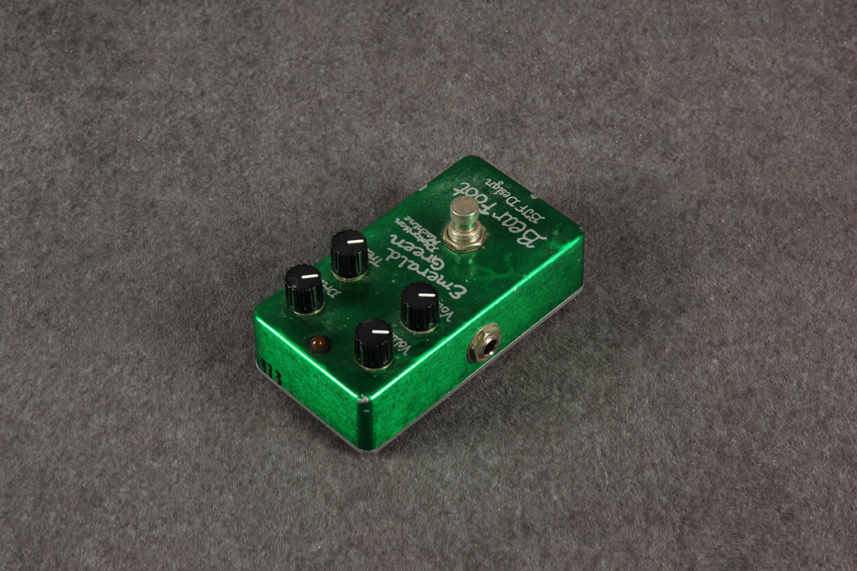 Bearfoot FX Emerald Green Distortion Machine 2nd Hand | Rich Tone Music