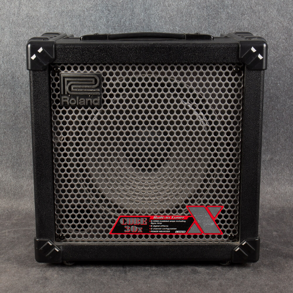 Roland CUBE 30 Guitar Amplifier 2nd Hand | Rich Tone Music