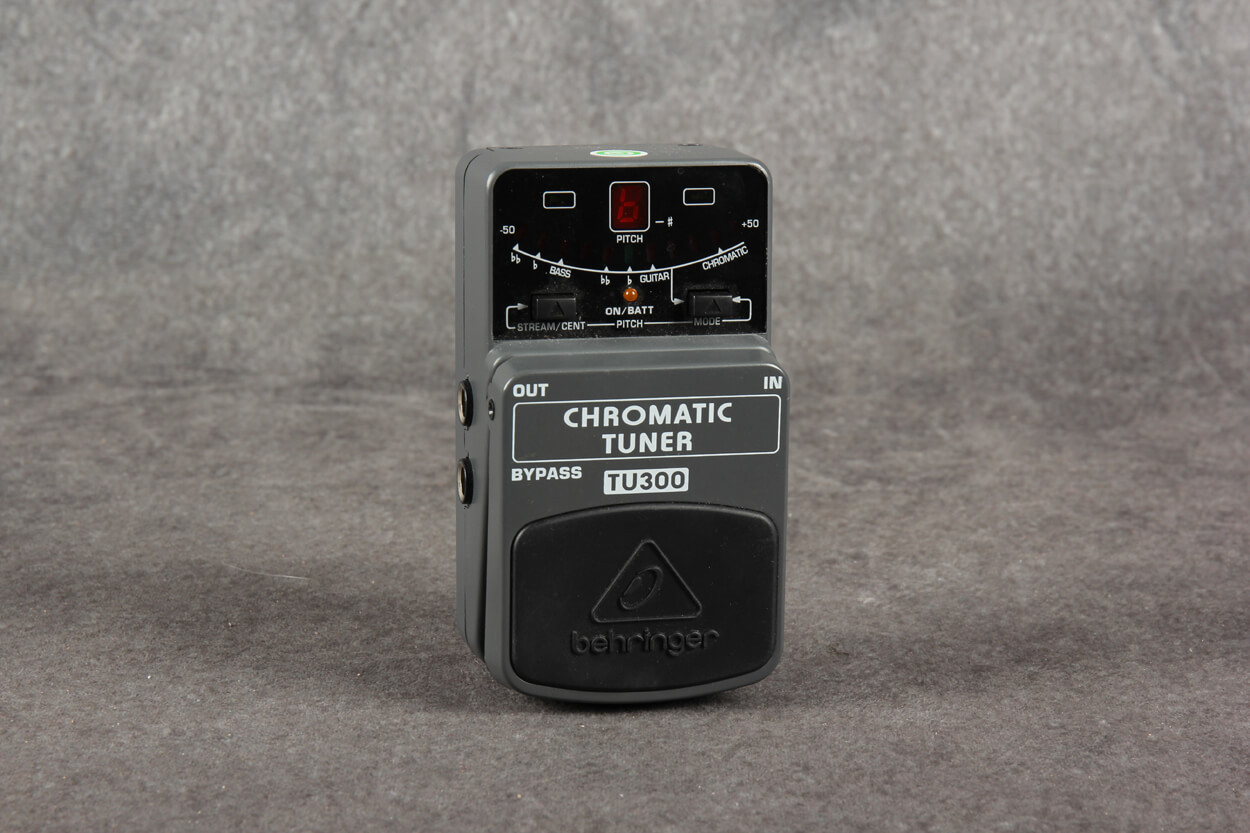 Behringer TU300 Chromatic Tuner Pedal 2nd Hand | Rich Tone Music