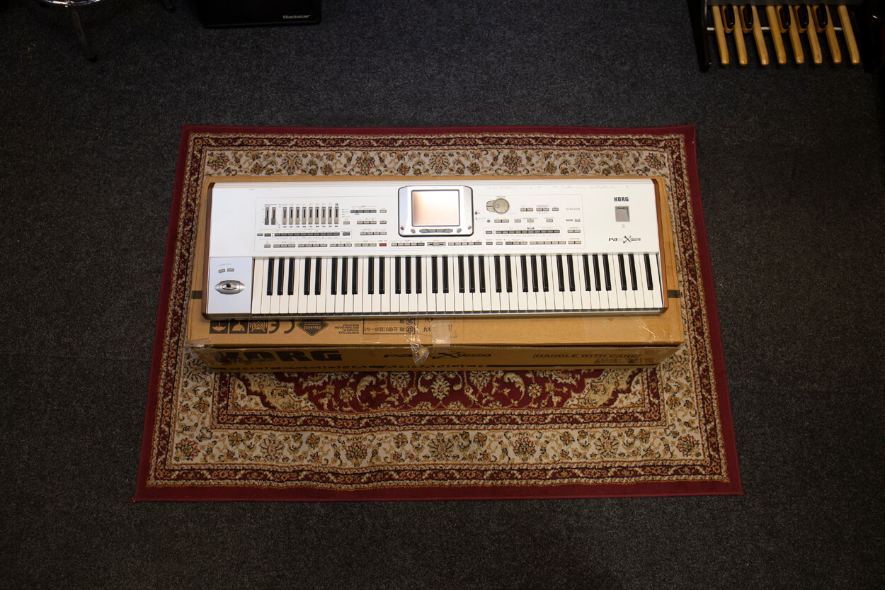 Korg PA2x Pro Keyboard 2nd Hand | Rich Tone Music