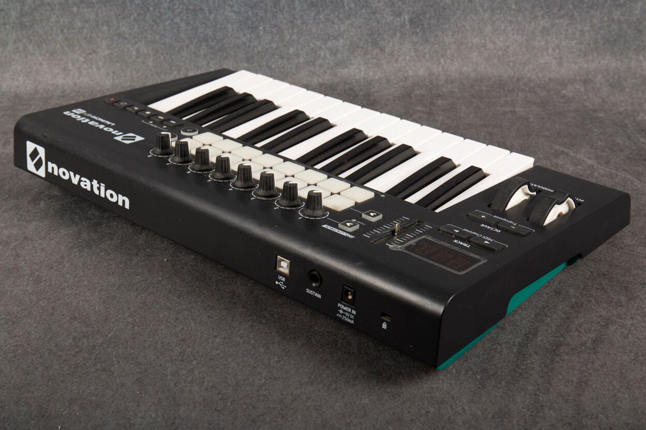 Novation Launchkey 25 Mk2 2nd Hand | Rich Tone Music