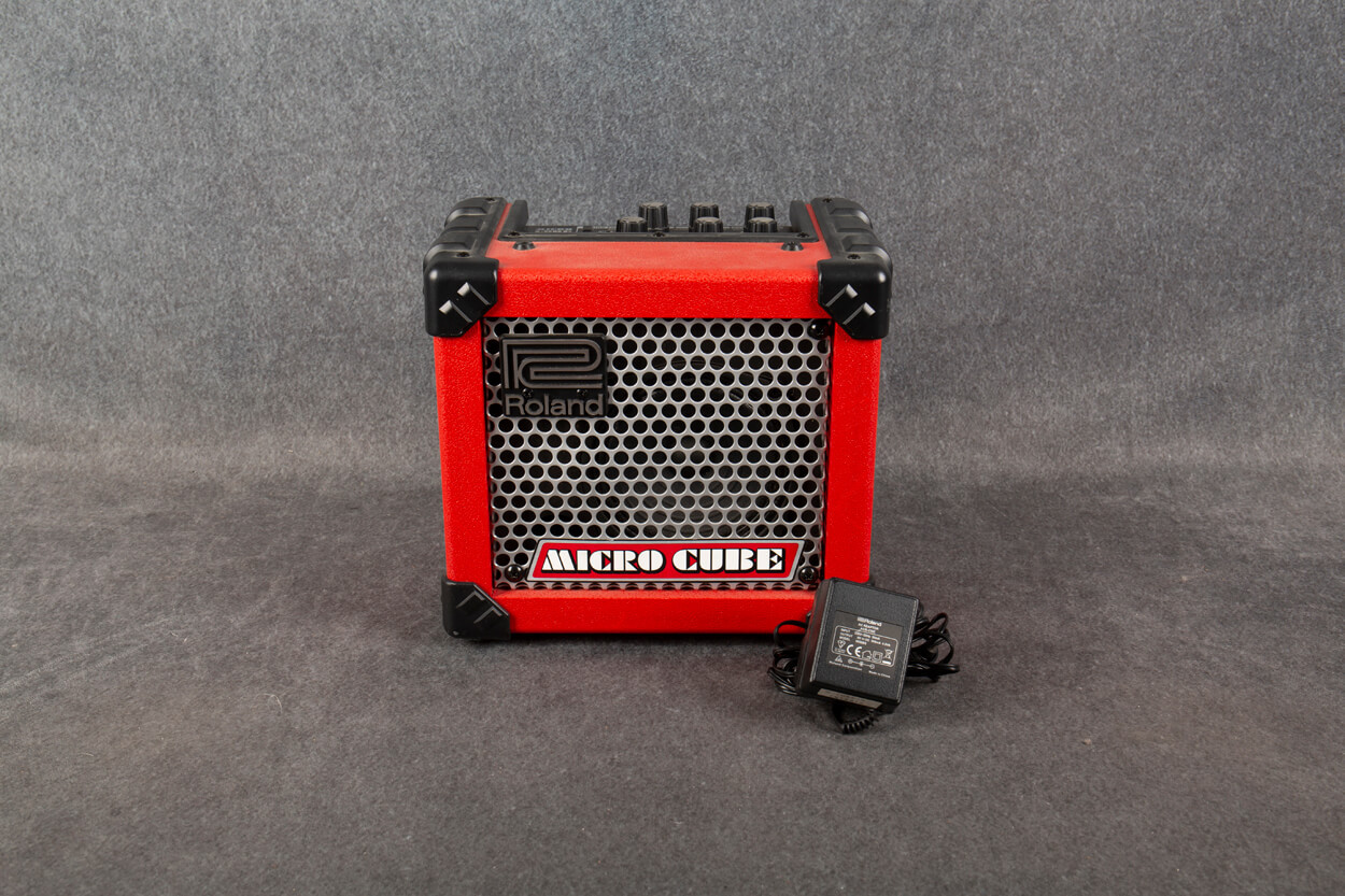 Roland Micro Cube Amplifier Red PSU 2nd Hand | Rich Tone Music