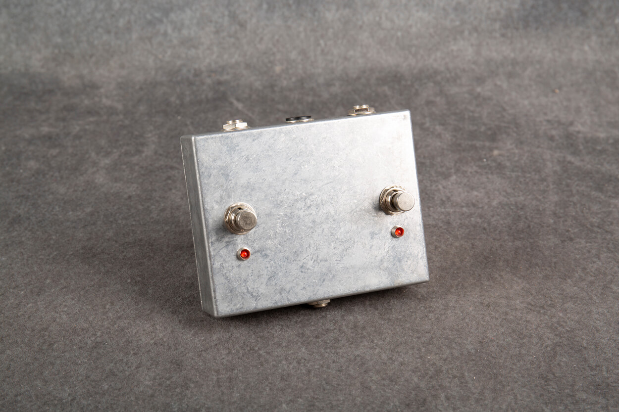 Buzz Electronics Active AB Box 2nd Hand | Rich Tone Music