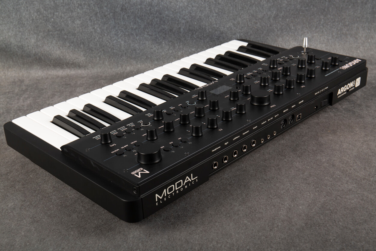 Modal Electronics Argon8 Wavetable Synth with PSU 2nd Hand | Rich Tone ...