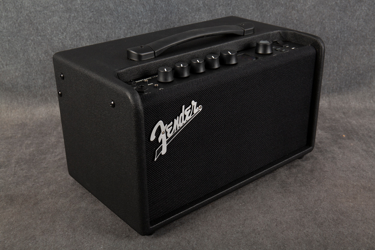 Fender Mustang LT40S Guitar Amplifier 2nd Hand | Rich Tone Music