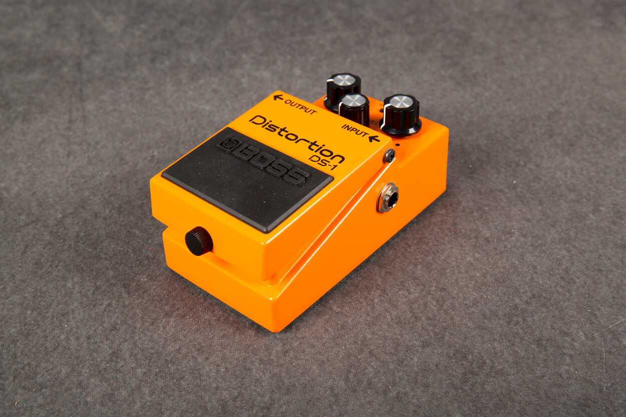 Boss DS1 Distortion Pedal Ex Demo | Rich Tone Music
