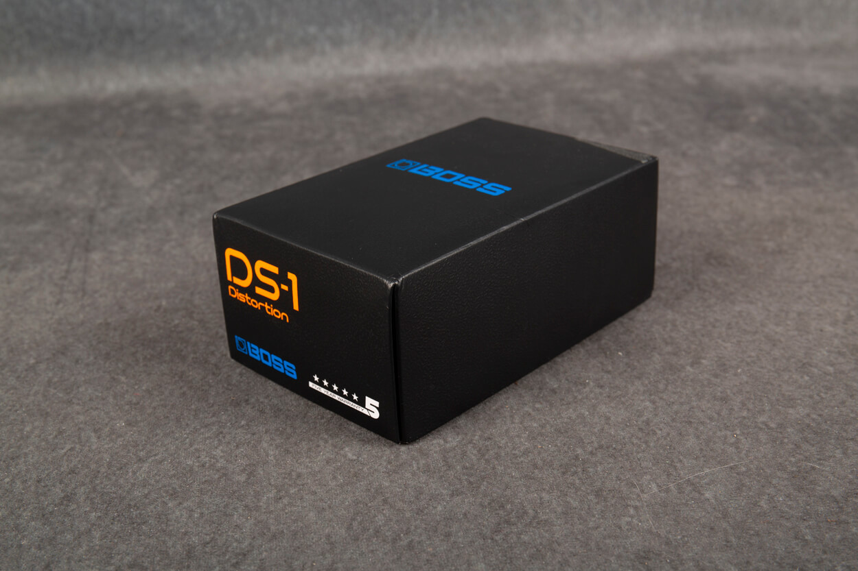 Boss DS1 Distortion Pedal Ex Demo | Rich Tone Music