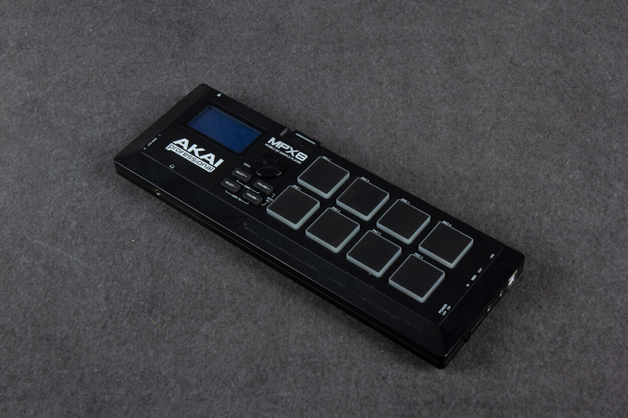 Akai MPX8 Mobile Sampler 2nd Hand | Rich Tone Music