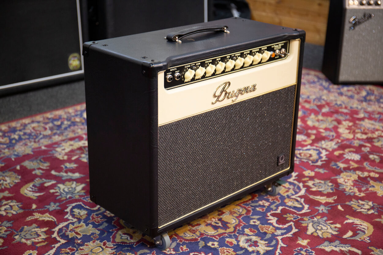 Bugera V22 Infinium Combo with Footswitch 2nd Hand | Rich Tone Music