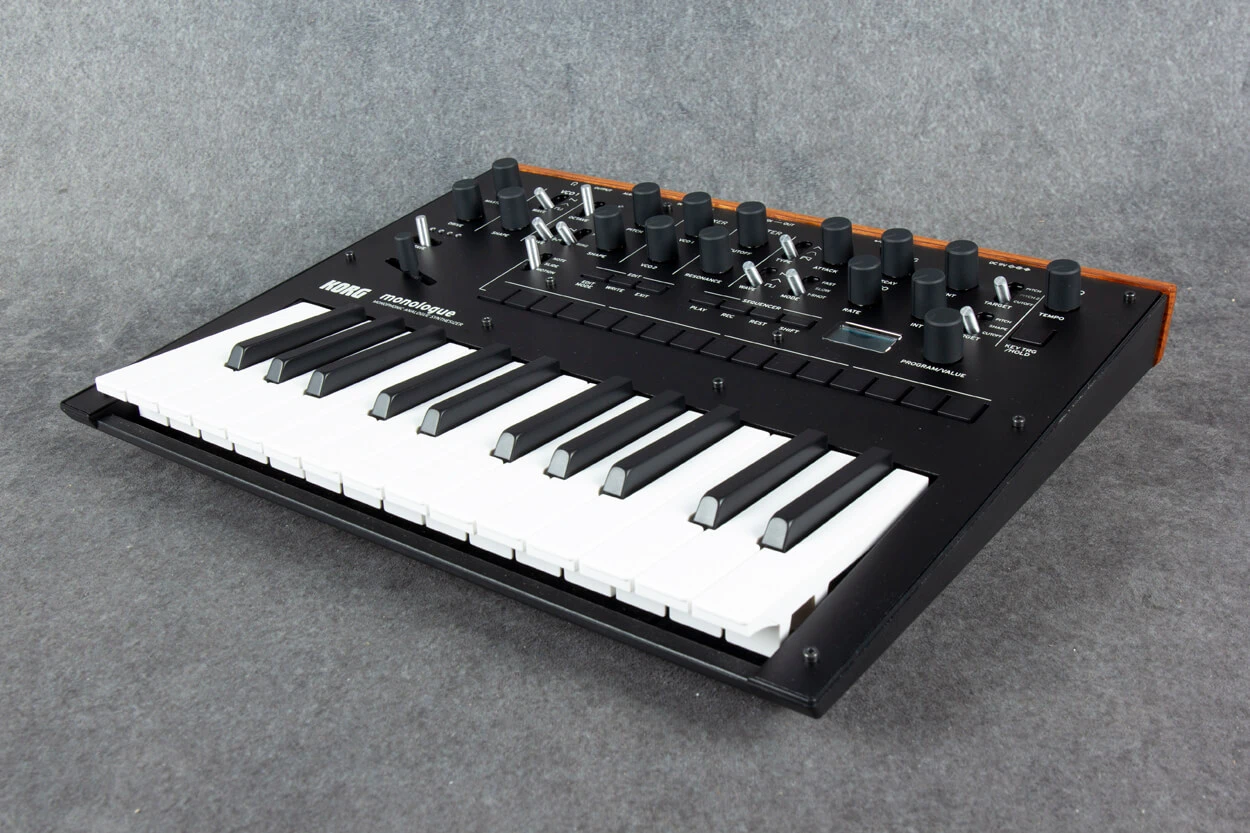 Korg Monologue 2nd Hand | Rich Tone Music