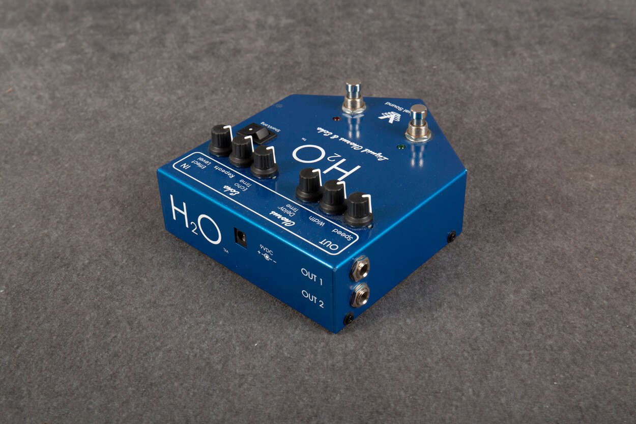 Visual Sound H20 Liquid Chorus and Echo 2nd Hand | Rich Tone Music