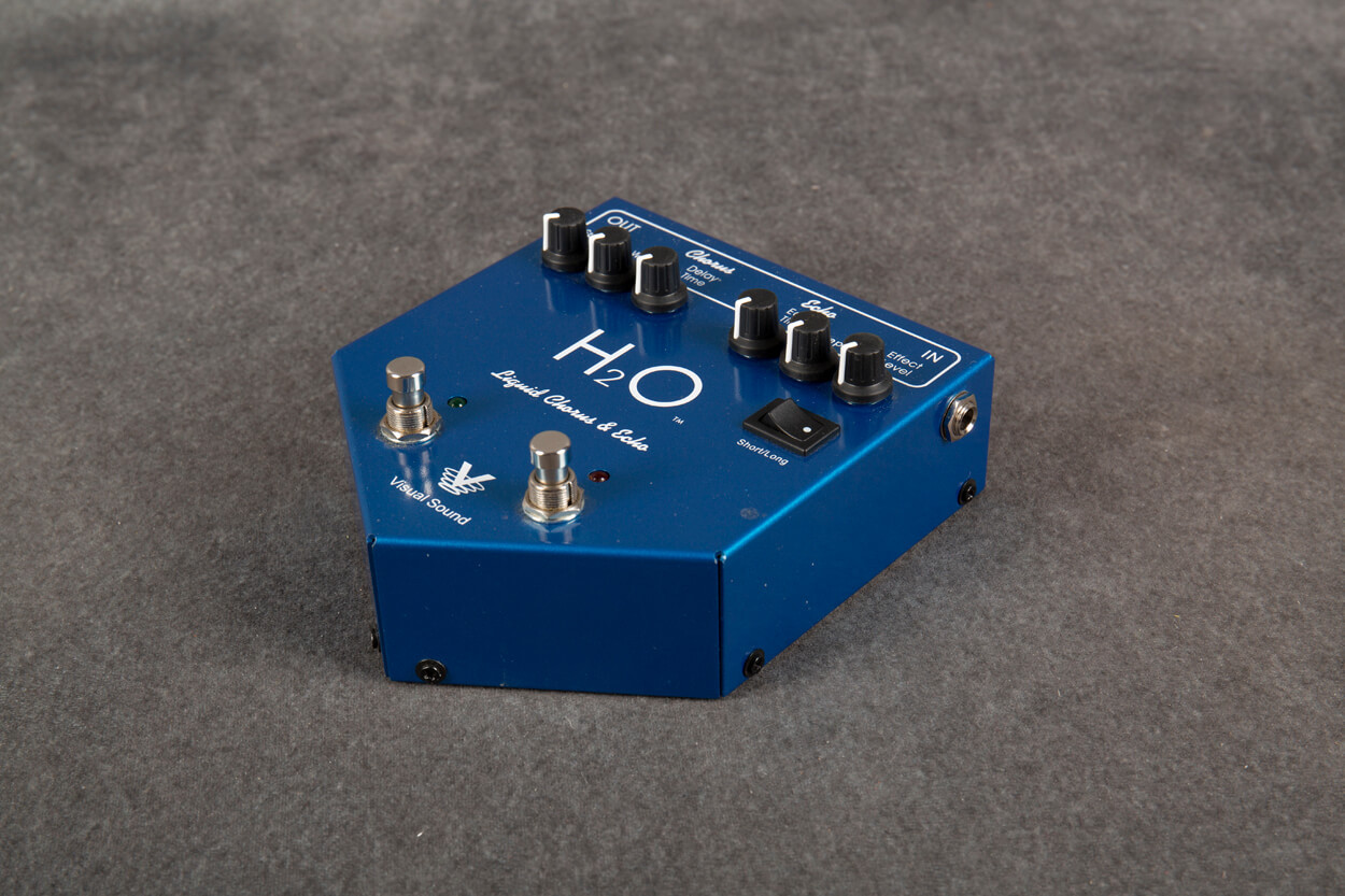 Visual Sound H20 Liquid Chorus and Echo 2nd Hand | Rich Tone Music