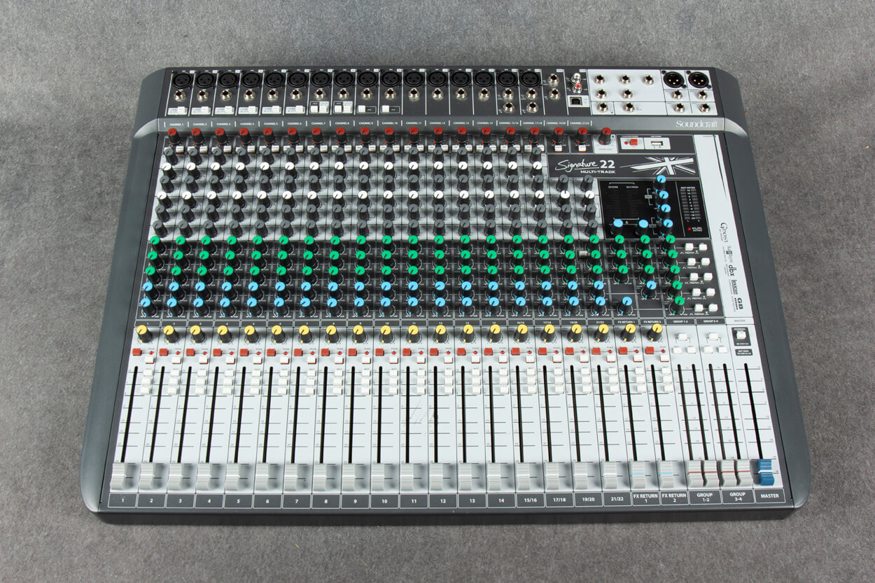 Soundcraft Signature 22 MTK Desk 2nd Hand | Rich Tone Music