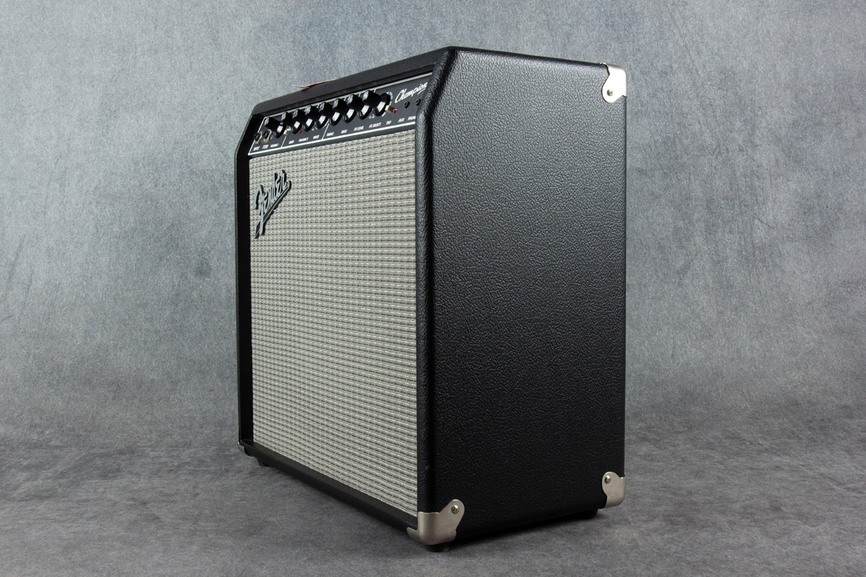Fender Champion 40 Combo 2nd Hand | Rich Tone Music