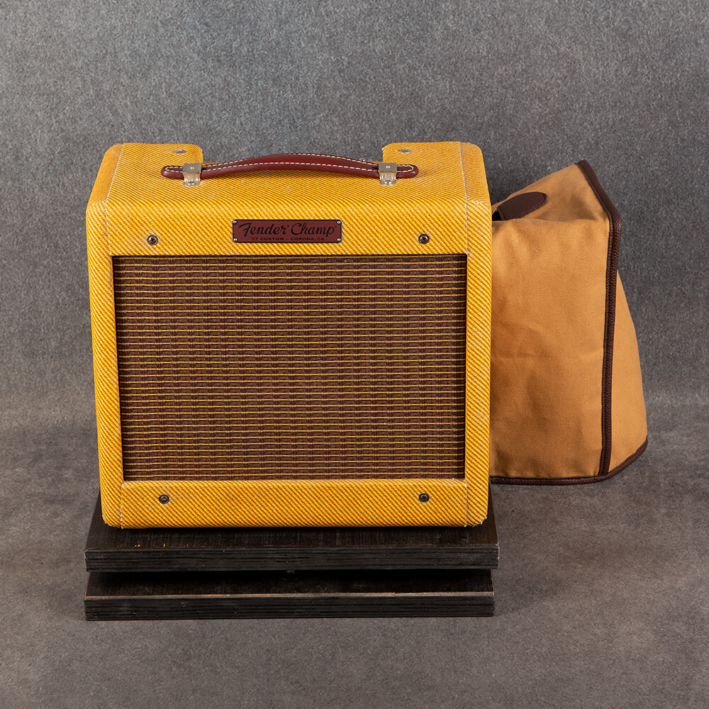 Fender 57 Custom Champ Lacquered Tweed 2nd Hand | Rich Tone Music