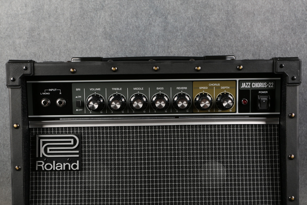Roland JC-22 Jazz Chorus Amplifier 2nd Hand | Rich Tone Music