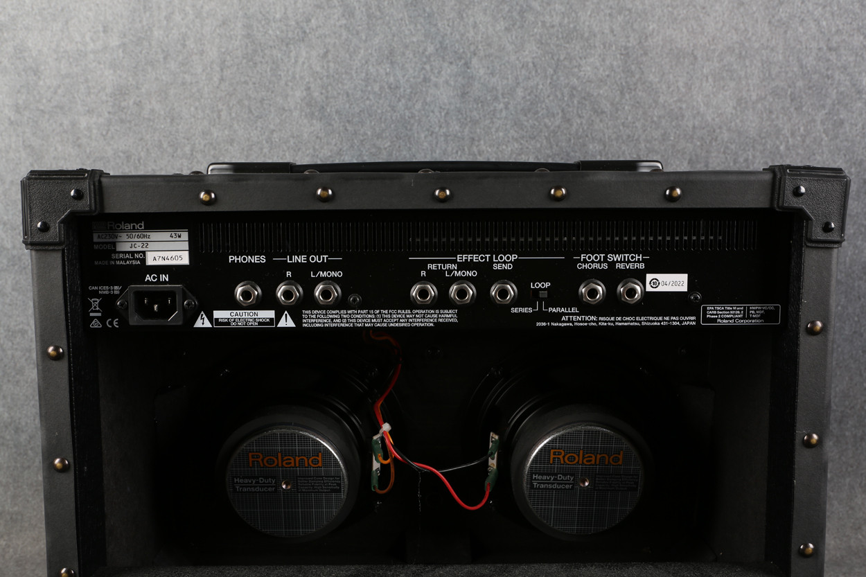 Roland JC-22 Jazz Chorus Amplifier 2nd Hand | Rich Tone Music