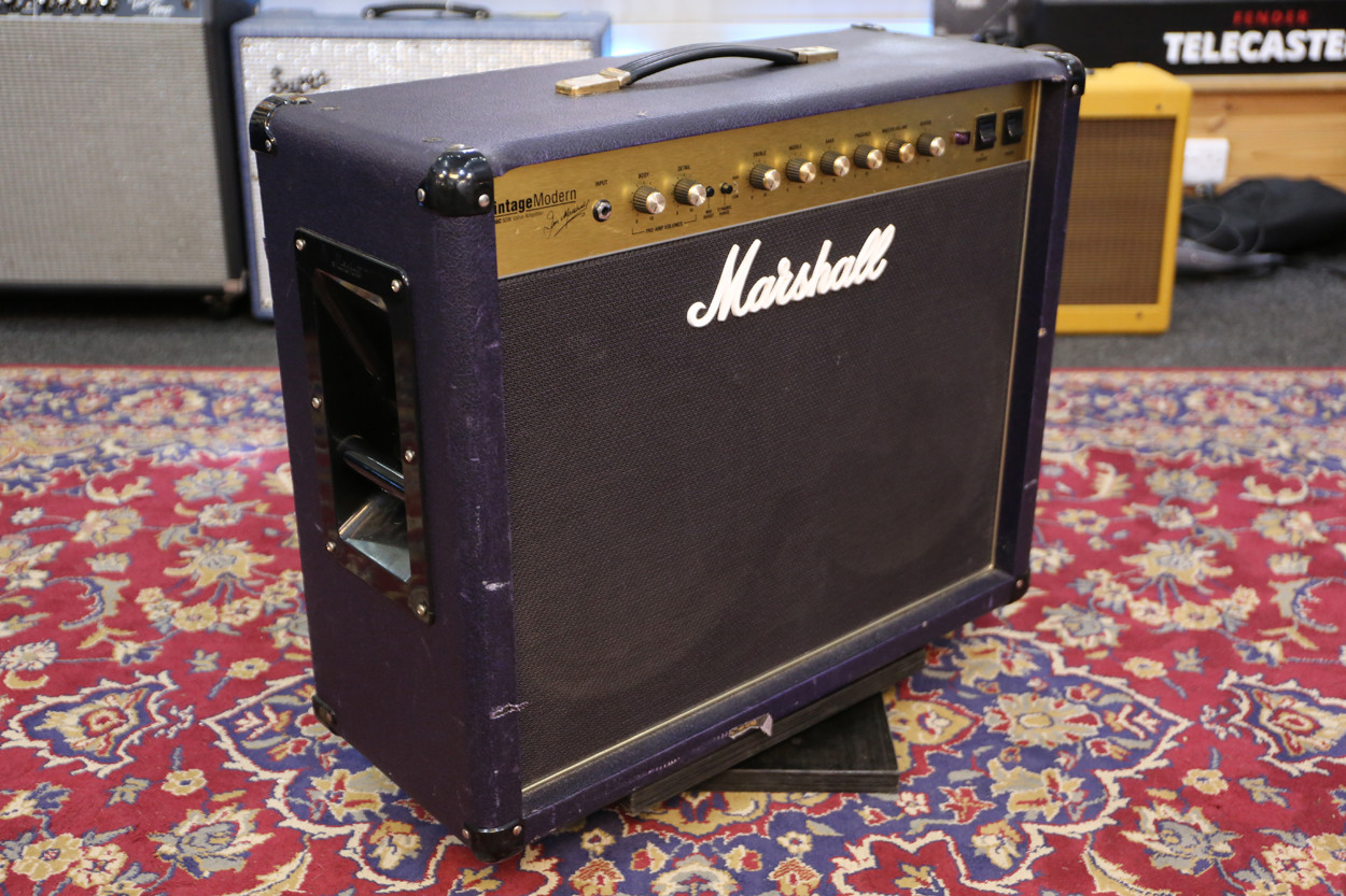Marshall 2266C Vintage Modern Combo Footswitch 2nd Hand | Rich Tone Music