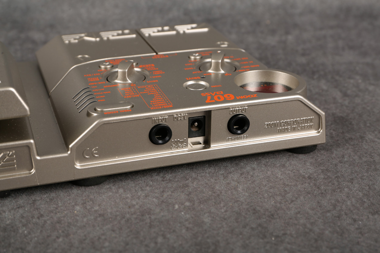 Zoom 607 Bass Multi FX Unit 2nd Hand | Rich Tone Music