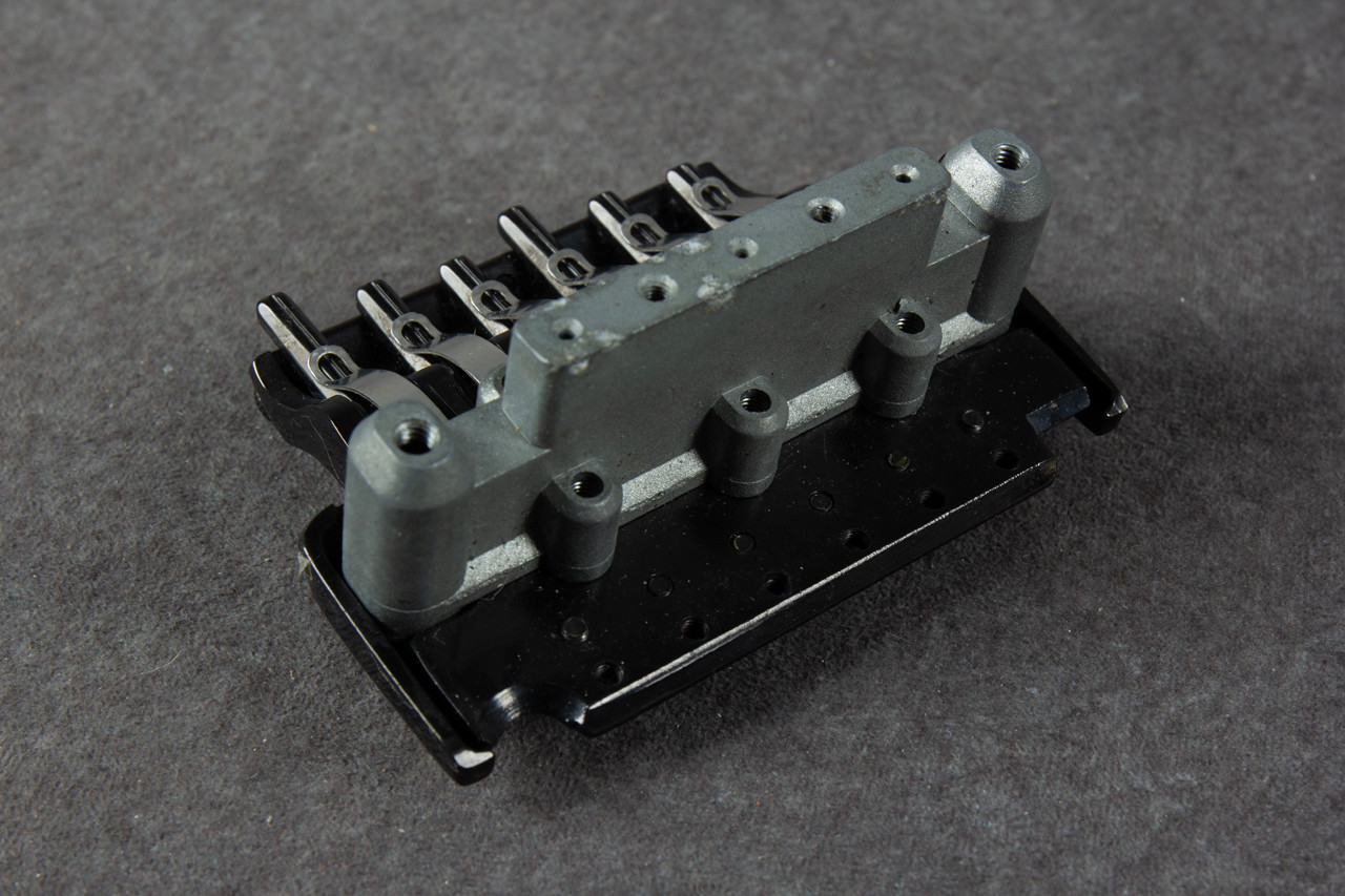 Ibanez Edge III Tremolo System Black 2nd Hand | Rich Tone Music