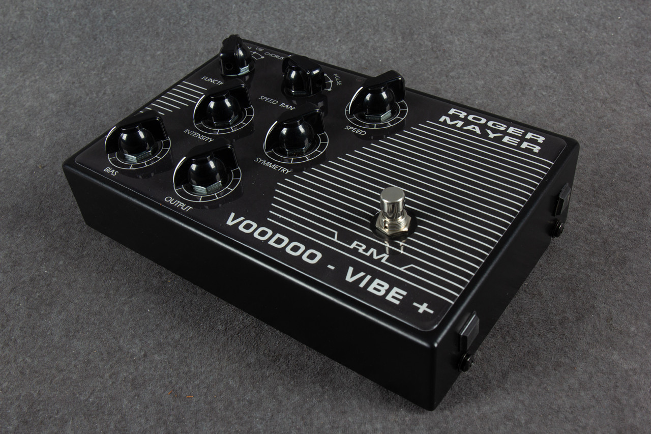Roger Mayer Voodoo Vibe Plus Pedal 2nd Hand | Rich Tone Music