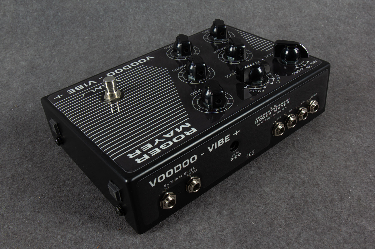 Roger Mayer Voodoo Vibe Plus Pedal 2nd Hand | Rich Tone Music