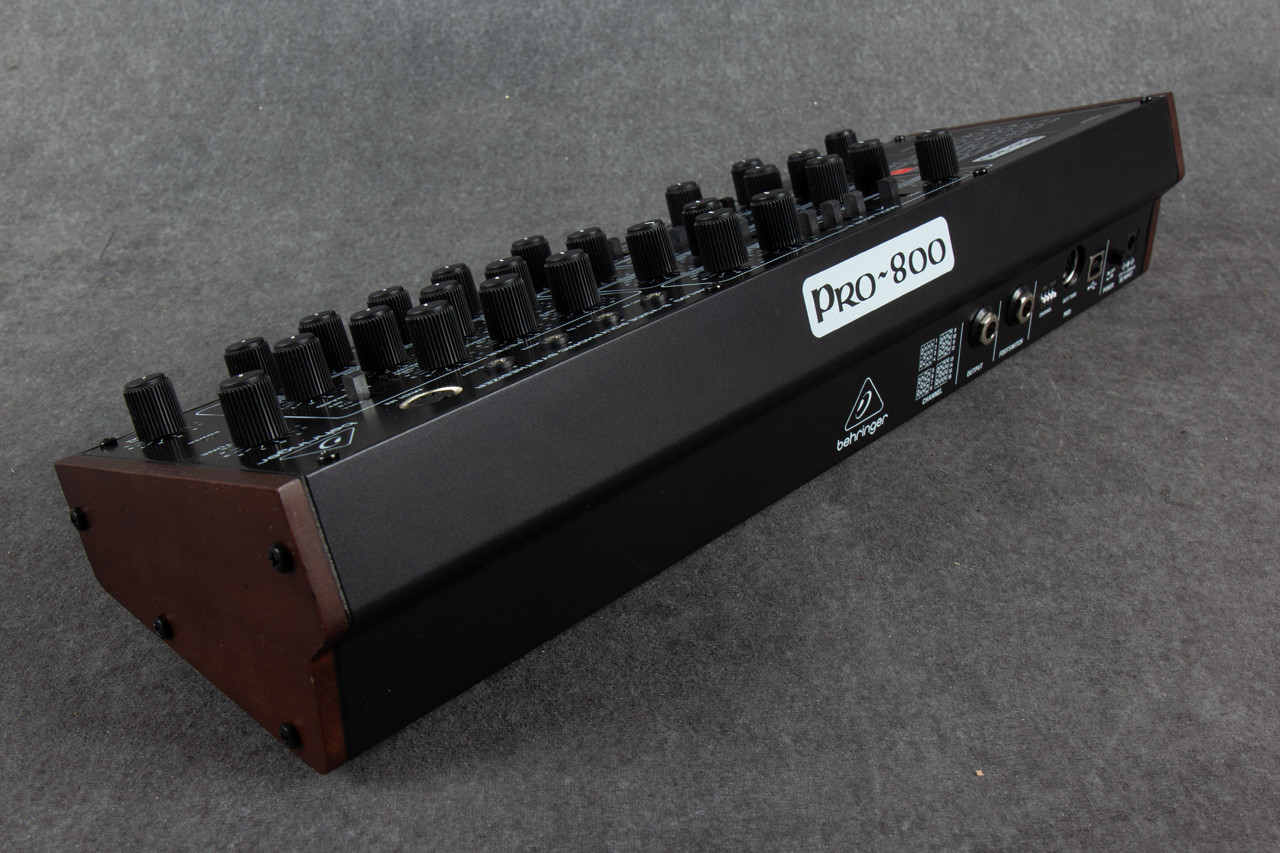 Behringer PRO-800 Classic Analog Synth 2nd Hand | Rich Tone Music