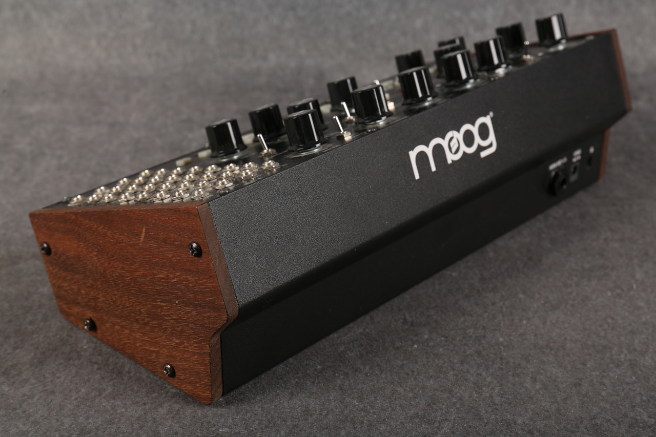 Moog Mother-32 Modular Synthesiser 2nd Hand | Rich Tone Music